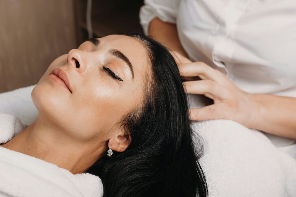 Kā atbrīvoties no sausas galvas ādas | Korejiešu kosmētika | SincereSkin.lv
